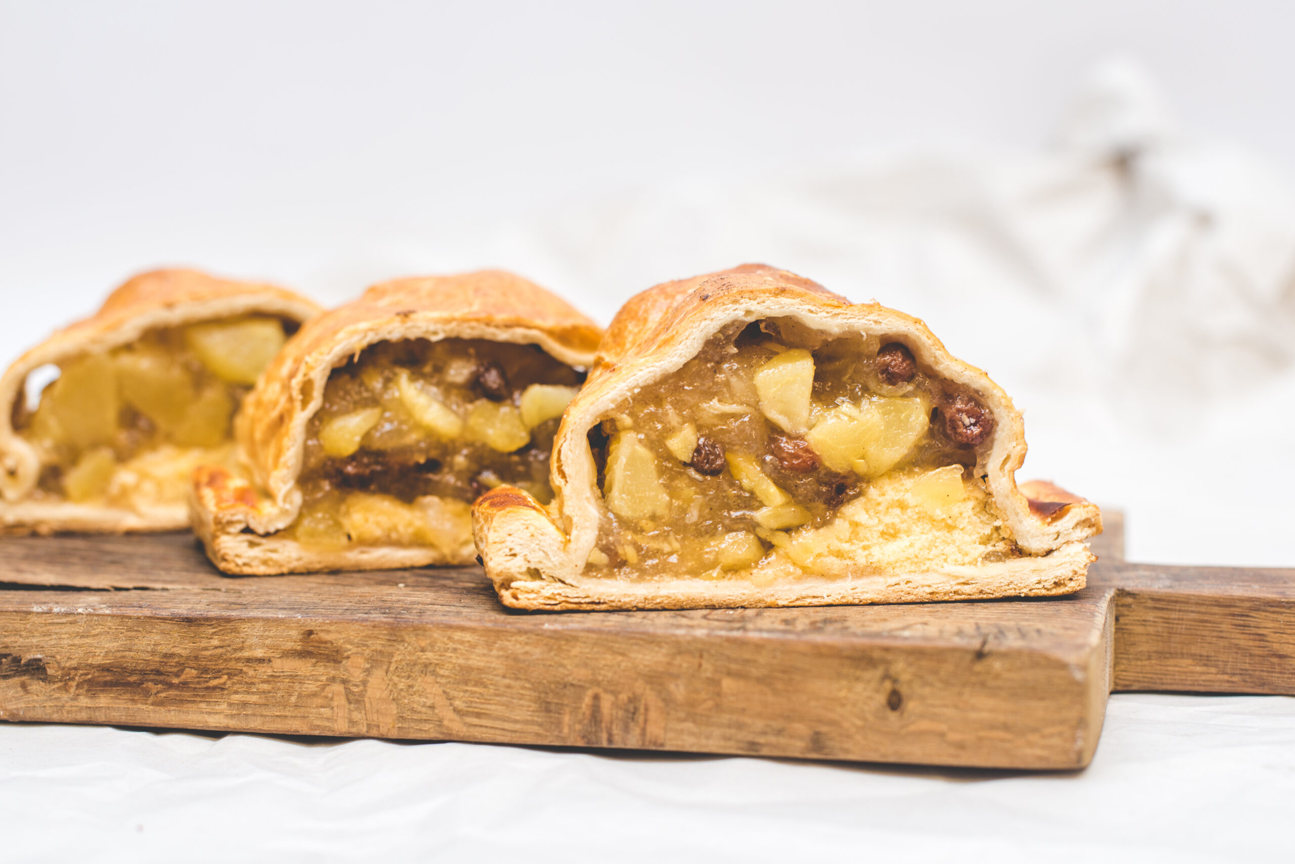 Apple Strudel - The Bakery Store | Your Place To Find The Best Bakes
